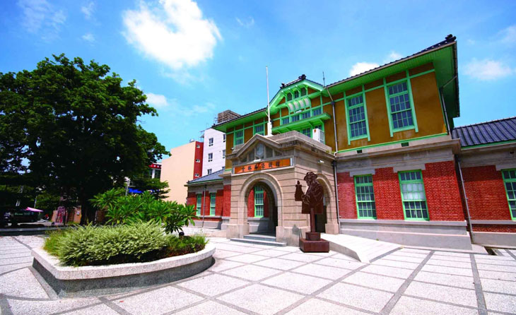 台灣好行．暢玩中台灣 - colatour 可樂旅遊